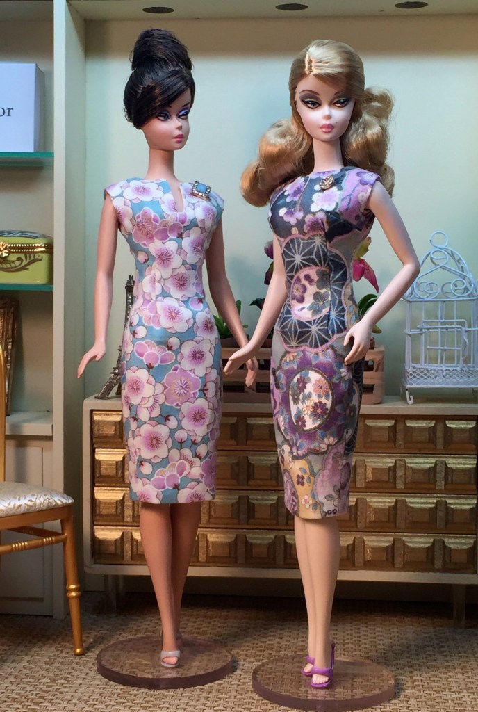 Split Neck Sheaths in Tranquil Garden | bellissimacouturefashions