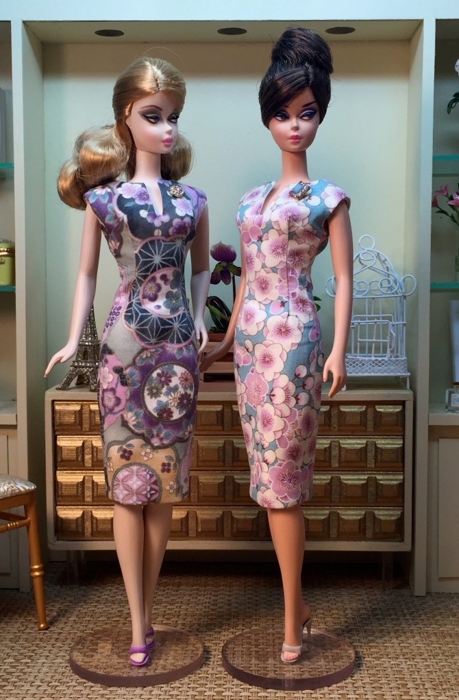 Split Neck Sheaths in Tranquil Garden | bellissimacouturefashions